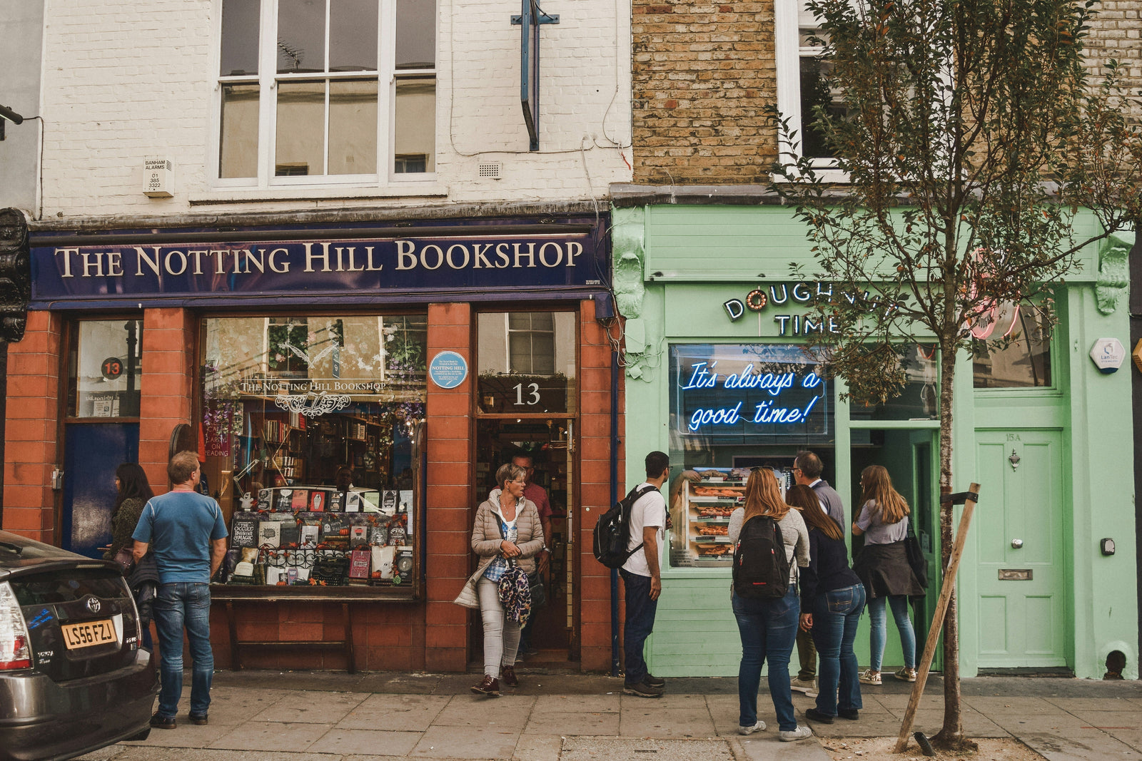 Step into Notting Hill: A Guide to the Movie’s Iconic Locations in Rea ...