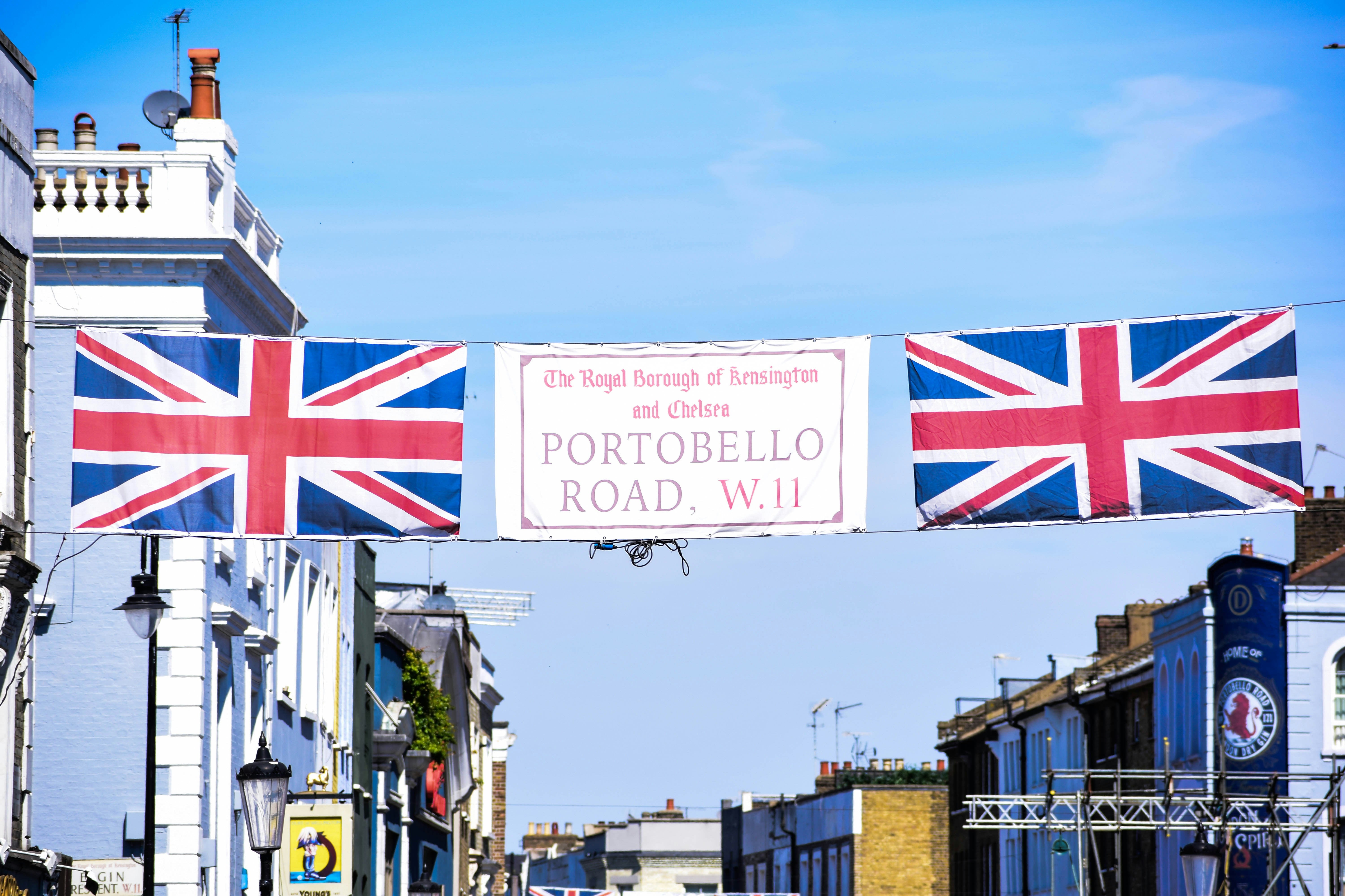 🛍️ The Evolution of Portobello Road Market – Pocket Apartments